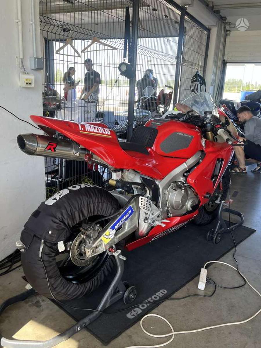 Honda Cbr 2006 Plungė, ar dzinēja tilpumu 0.60 L un nobraukumu 38 tūkst. km par 4000 €, foto 8 vietnē AUTOMOTO.COM.LV