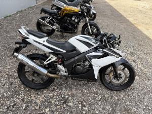 Honda Cbr 2007 Kelmė, ar dzinēja tilpumu 0.13 L un nobraukumu 24 tūkst. km par 675 €, foto 3 vietnē AUTOMOTO.COM.LV