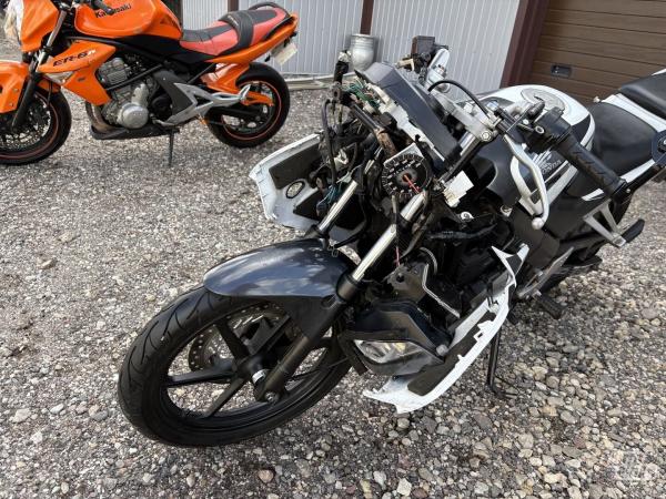 Honda Cbr 2007 Kelmė, ar dzinēja tilpumu 0.13 L un nobraukumu 24 tūkst. km par 675 €, foto 8 vietnē AUTOMOTO.COM.LV