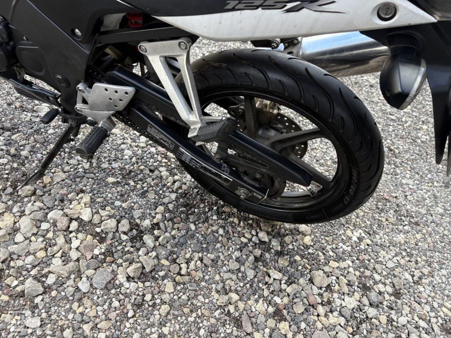 Honda Cbr 2007 Kelmė, ar dzinēja tilpumu 0.13 L un nobraukumu 24 tūkst. km par 675 €, foto 11 vietnē AUTOMOTO.COM.LV