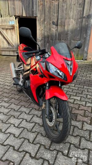 Honda Cbr 2008 Kauņa, ar dzinēja tilpumu 0.13 L un nobraukumu 40 tūkst. km par 1450 €, foto 2 vietnē AUTOMOTO.COM.LV