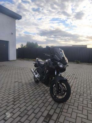 Honda Cbr 2008 in Klaipeda, with an engine capacity of 0.90 L and mileage of 60 thousand km for 2199 €, photo 1 on AUTOMOTO.COM.LV