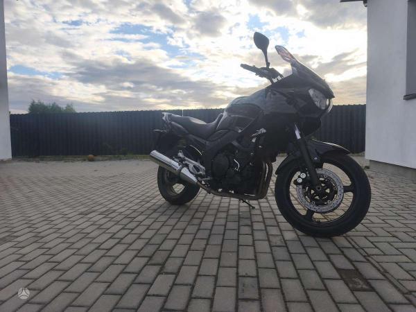 Honda Cbr 2008 in Klaipeda, with an engine capacity of 0.90 L and mileage of 60 thousand km for 2199 €, photo 2 on AUTOMOTO.COM.LV