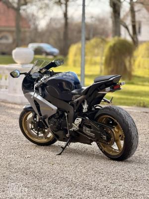 Honda Cbr 2009 Mažeikiai, ar dzinēja tilpumu 1.00 L un nobraukumu 49 tūkst. km par 5450 €, foto 6 vietnē AUTOMOTO.COM.LV