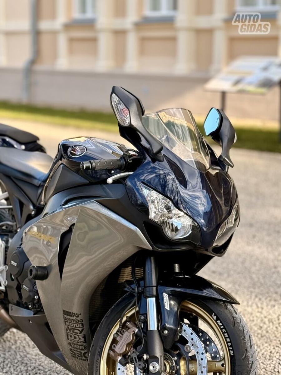 Honda Cbr 2009 Mažeikiai, ar dzinēja tilpumu 1.00 L un nobraukumu 49 tūkst. km par 5450 €, foto 11 vietnē AUTOMOTO.COM.LV