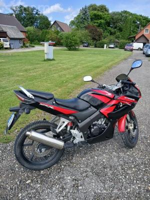 Хонда Cbr 2009 в Огре, объемом двигателя 0.13 л и пробегом 0 тыс. км за 1800 €, фото 4 на AUTOMOTO.COM.LV