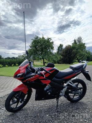Хонда Cbr 2009 в Огре, объемом двигателя 0.13 л и пробегом 0 тыс. км за 1800 €, фото 5 на AUTOMOTO.COM.LV