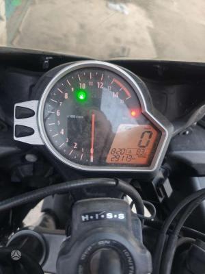 Honda Cbr 2009 in Vilnius, with an engine capacity of 1.00 L and mileage of 30 thousand km for 4150 €, photo 9 on AUTOMOTO.COM.LV