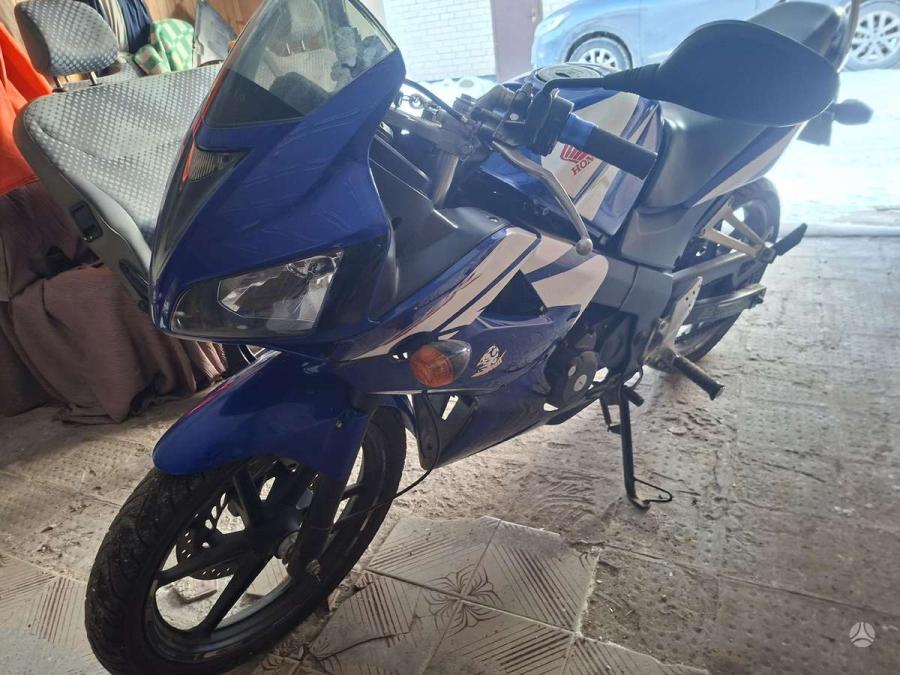Honda Cbr 2010 Kauņa, ar dzinēja tilpumu 0.13 L un nobraukumu 12 tūkst. km par 1250 €, foto 2 vietnē AUTOMOTO.COM.LV