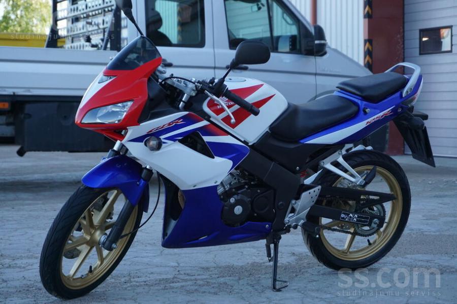 Honda Cbr 2010 Bauska, ar dzinēja tilpumu 0.13 L un nobraukumu 0 tūkst. km par 1650 €, foto 1 vietnē AUTOMOTO.COM.LV
