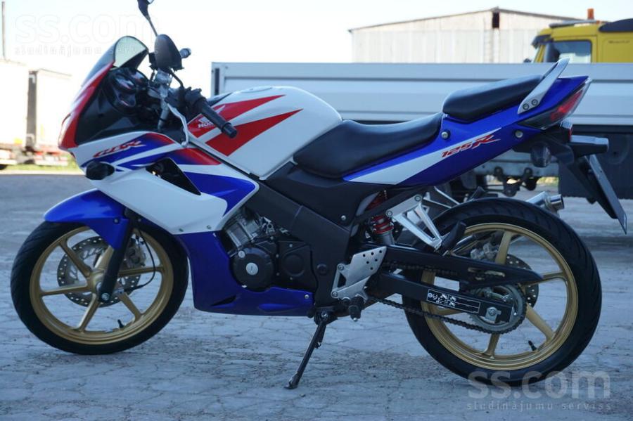 Honda Cbr 2010 Bauska, ar dzinēja tilpumu 0.13 L un nobraukumu 0 tūkst. km par 1650 €, foto 3 vietnē AUTOMOTO.COM.LV