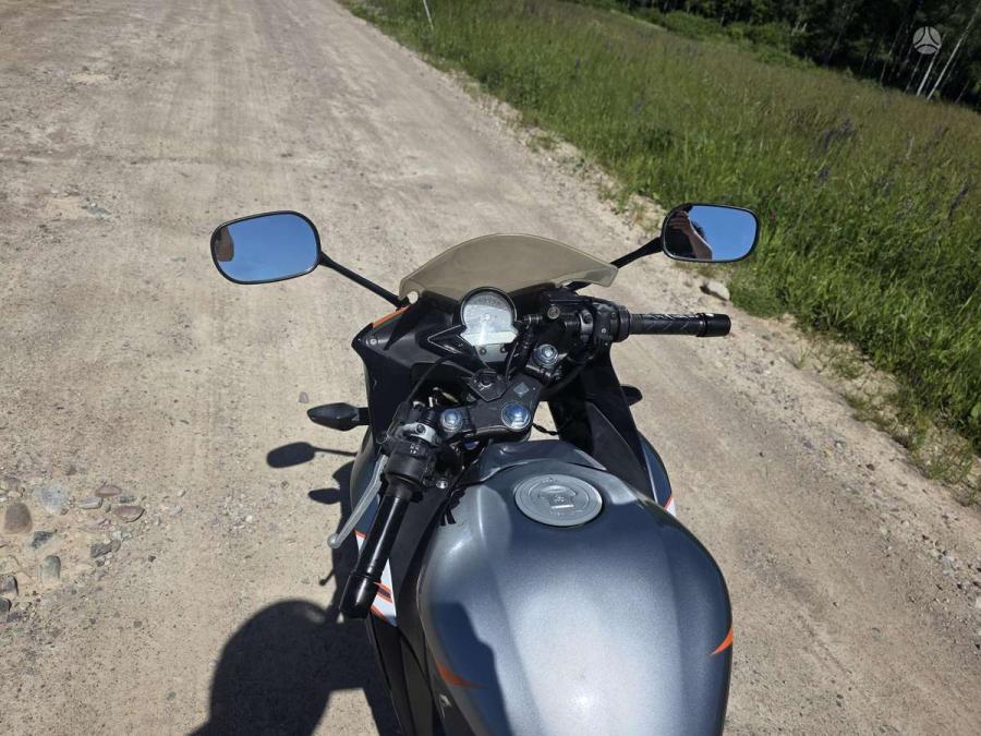 Honda Cbr 2011 Plungė, ar dzinēja tilpumu 0.13 L un nobraukumu 58 tūkst. km par 1550 €, foto 4 vietnē AUTOMOTO.COM.LV