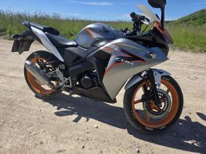 Honda Cbr 2011 Plungė, ar dzinēja tilpumu 0.13 L un nobraukumu 58 tūkst. km par 1550 €, foto 8 vietnē AUTOMOTO.COM.LV