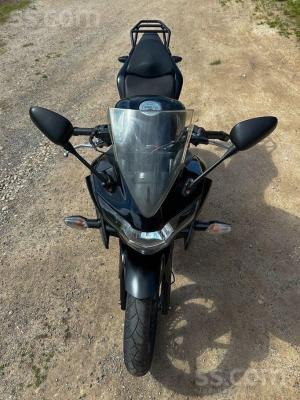 Honda Cbr 2011 in Aizkraukle, with an engine capacity of 0.13 L and mileage of 0 thousand km for 1800 €, photo 3 on AUTOMOTO.COM.LV