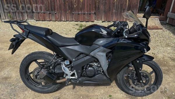 Honda Cbr 2011 Aizkraukle, ar dzinēja tilpumu 0.13 L un nobraukumu 0 tūkst. km par 1800 €, foto 4 vietnē AUTOMOTO.COM.LV