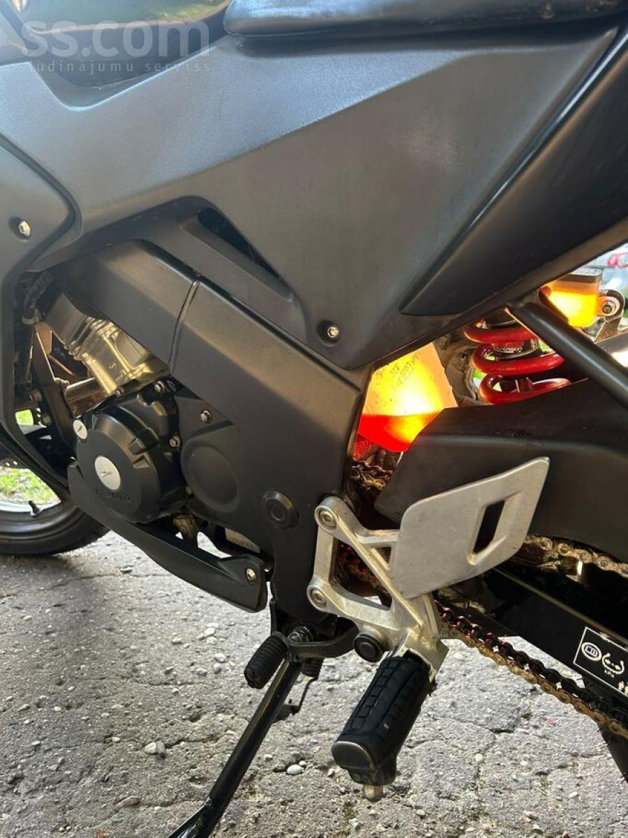 Honda Cbr 2012 Rīga, ar dzinēja tilpumu 0.13 L un nobraukumu 0 tūkst. km par 2000 €, foto 5 vietnē AUTOMOTO.COM.LV