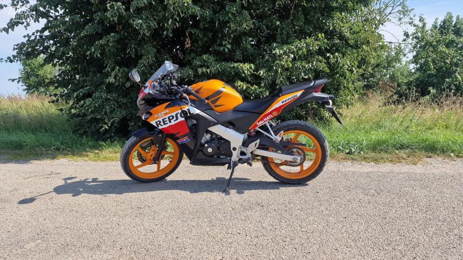 Хонда Cbr 2012 в Вильнюс, объемом двигателя 0.13 л и пробегом 24 тыс. км за 1750 €, фото 1 на AUTOMOTO.COM.LV