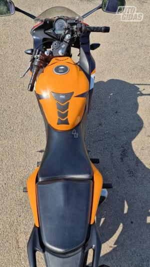 Хонда Cbr 2012 в Вильнюс, объемом двигателя 0.13 л и пробегом 24 тыс. км за 1750 €, фото 5 на AUTOMOTO.COM.LV