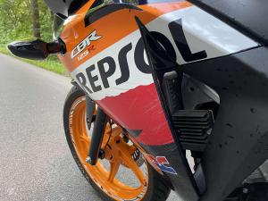 Honda Cbr 2012 in Kaunas, with an engine capacity of 0.13 L and mileage of 31 thousand km for 1650 €, photo 7 on AUTOMOTO.COM.LV
