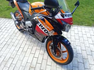 Honda Cbr 2013 Vilkaviškis, ar dzinēja tilpumu 0.13 L un nobraukumu 25 tūkst. km par 1800 €, foto 3 vietnē AUTOMOTO.COM.LV