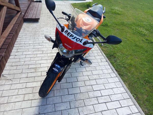 Honda Cbr 2013 in Vilkaviskis, with an engine capacity of 0.13 L and mileage of 25 thousand km for 1800 €, photo 5 on AUTOMOTO.COM.LV