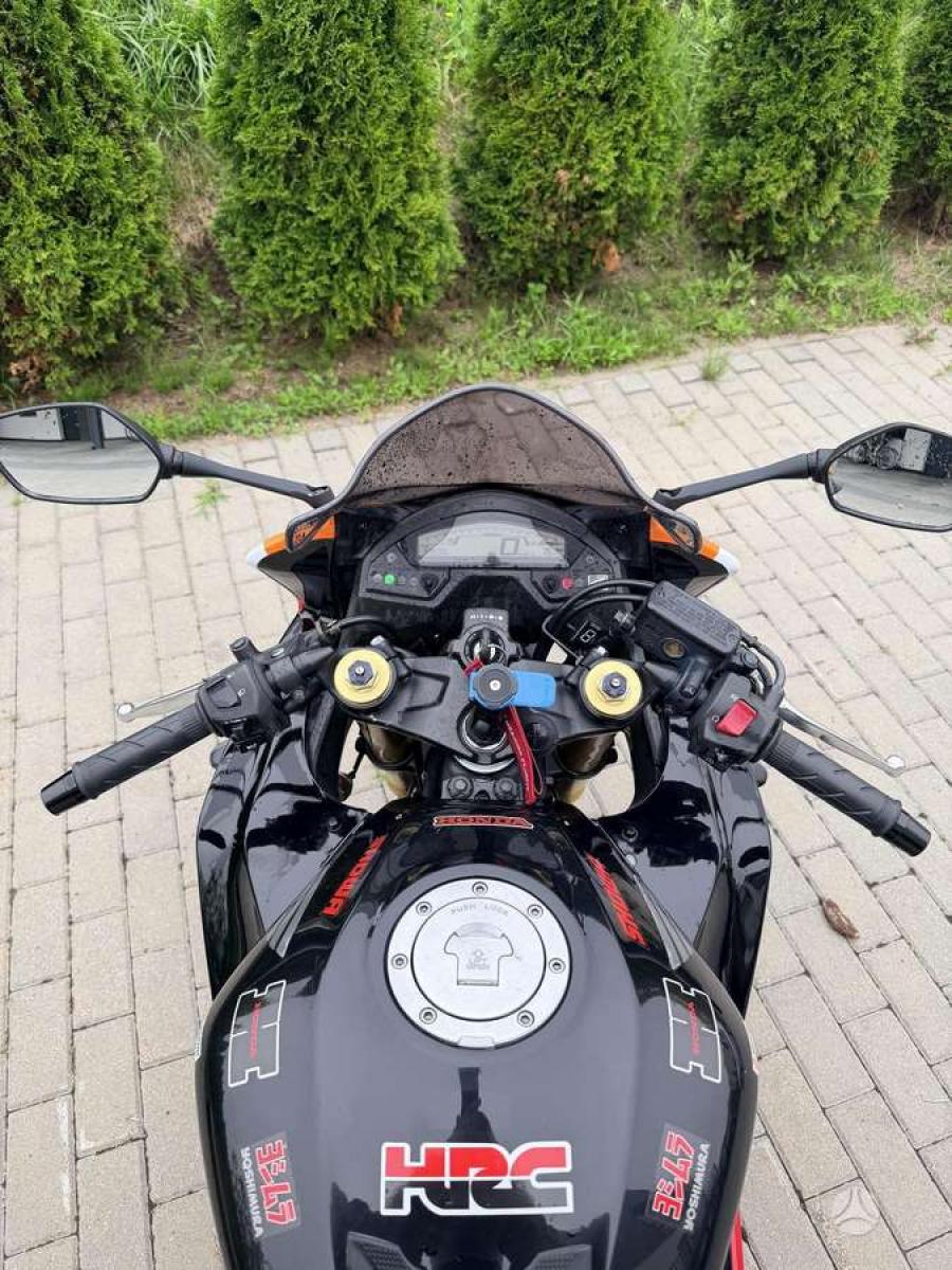 Honda Cbr 2013 in Vilnius, with an engine capacity of 0.60 L and mileage of 59 thousand km for 3300 €, photo 10 on AUTOMOTO.COM.LV