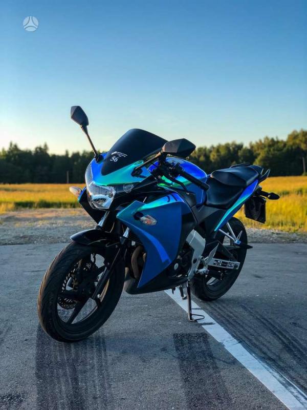 Honda Cbr 2013 Telšiai, ar dzinēja tilpumu 0.13 L un nobraukumu 21 tūkst. km par 2000 €, foto 2 vietnē AUTOMOTO.COM.LV