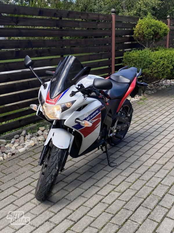 Honda Cbr 2013 Vilkaviškis, ar dzinēja tilpumu 0.00 L un nobraukumu 0 tūkst. km par 1600 €, foto 1 vietnē AUTOMOTO.COM.LV
