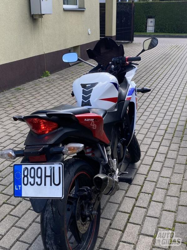 Honda Cbr 2013 Vilkaviškis, ar dzinēja tilpumu 0.00 L un nobraukumu 0 tūkst. km par 1600 €, foto 4 vietnē AUTOMOTO.COM.LV