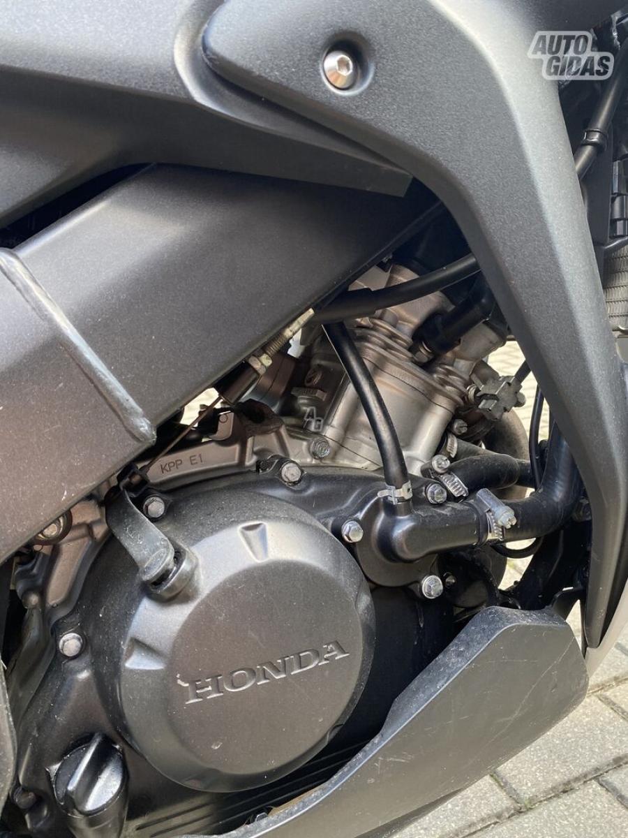 Honda Cbr 2013 in Vilkaviskis, with an engine capacity of 0.00 L and mileage of 0 thousand km for 1600 €, photo 6 on AUTOMOTO.COM.LV