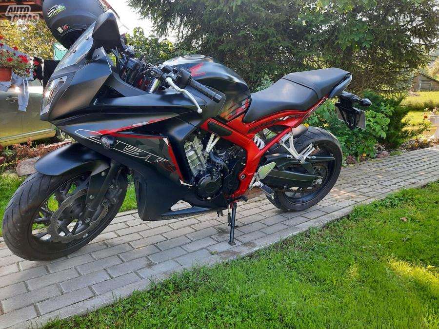 Хонда Cbr 2014 в Утена, объемом двигателя 0.65 л и пробегом 11 тыс. км за 4200 €, фото 7 на AUTOMOTO.COM.LV