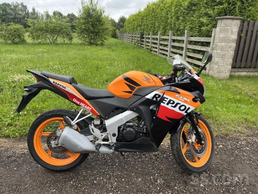 Хонда Cbr 2014 в Рига, объемом двигателя 0.13 л и пробегом 0 тыс. км за 1850 €, фото 1 на AUTOMOTO.COM.LV
