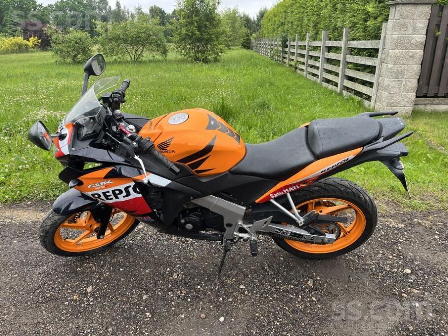 Хонда Cbr 2014 в Рига, объемом двигателя 0.13 л и пробегом 0 тыс. км за 1850 €, фото 3 на AUTOMOTO.COM.LV