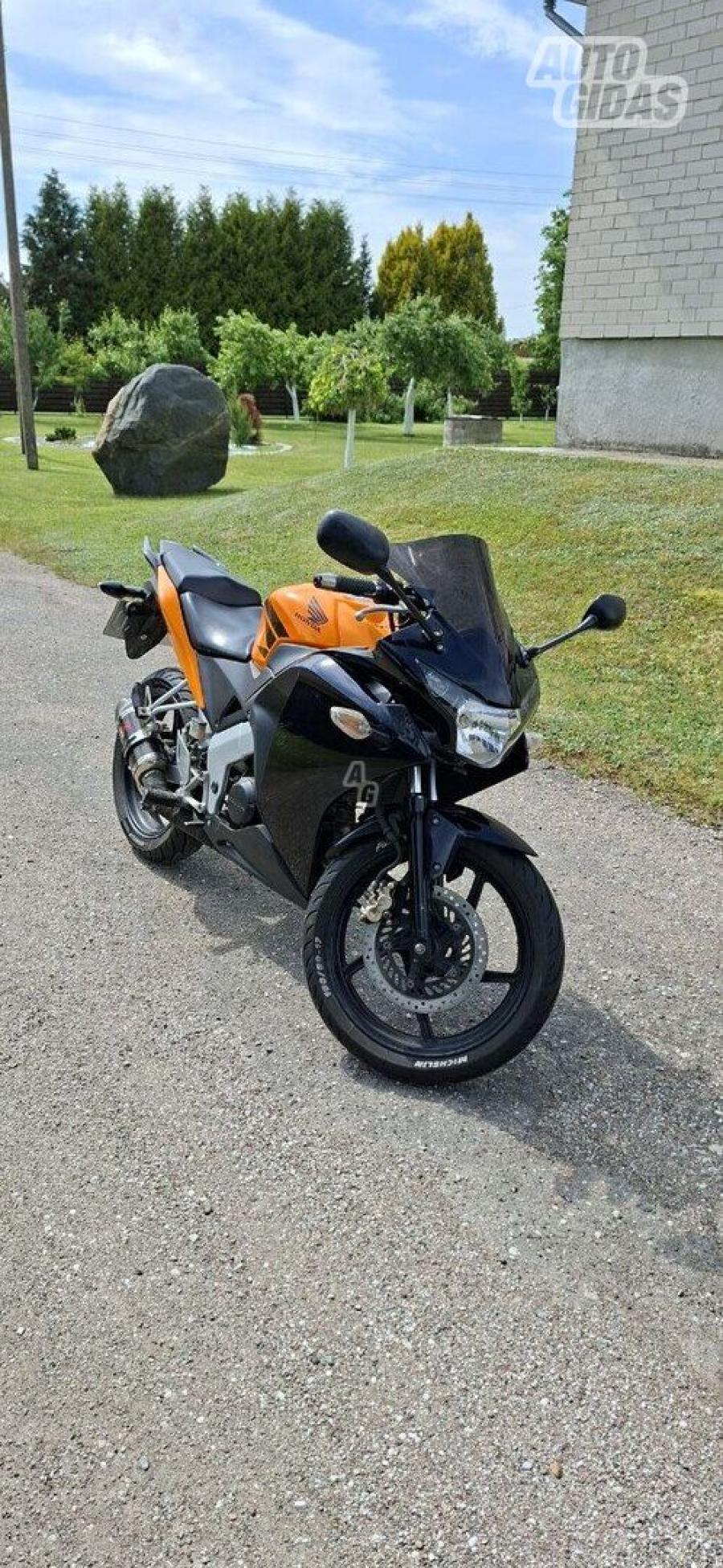 Honda Cbr 2014 Klaipėda, ar dzinēja tilpumu 0.13 L un nobraukumu 0 tūkst. km par 1750 €, foto 3 vietnē AUTOMOTO.COM.LV