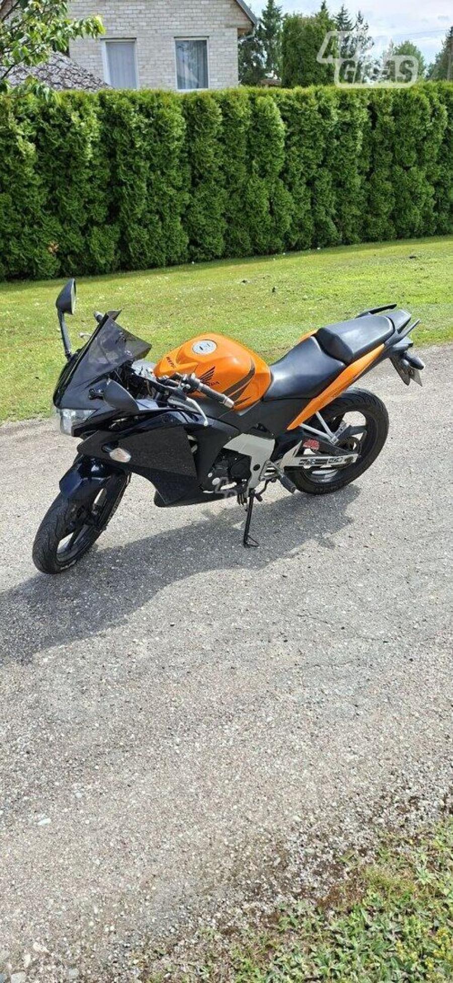 Honda Cbr 2014 Klaipėda, ar dzinēja tilpumu 0.13 L un nobraukumu 0 tūkst. km par 1750 €, foto 1 vietnē AUTOMOTO.COM.LV
