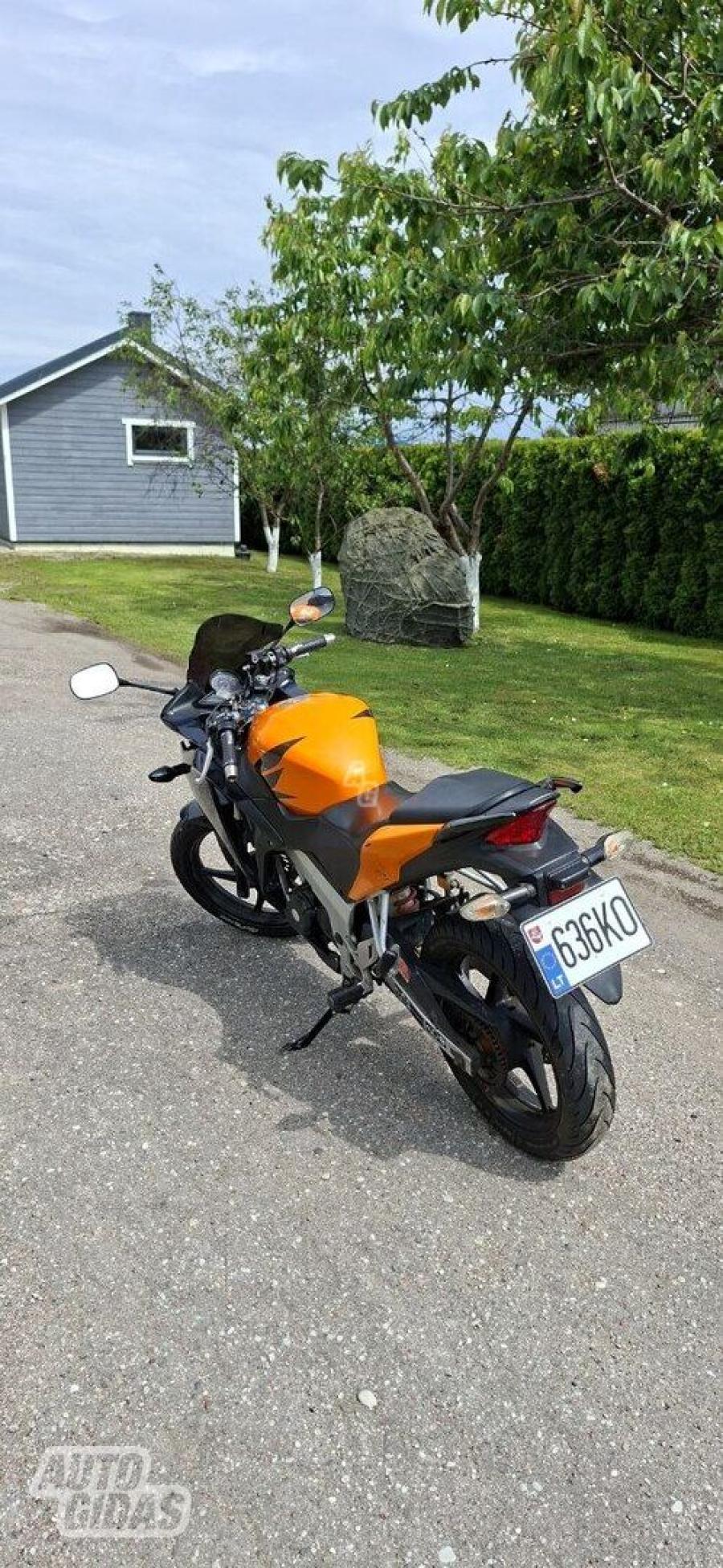 Honda Cbr 2014 Klaipėda, ar dzinēja tilpumu 0.13 L un nobraukumu 0 tūkst. km par 1750 €, foto 4 vietnē AUTOMOTO.COM.LV