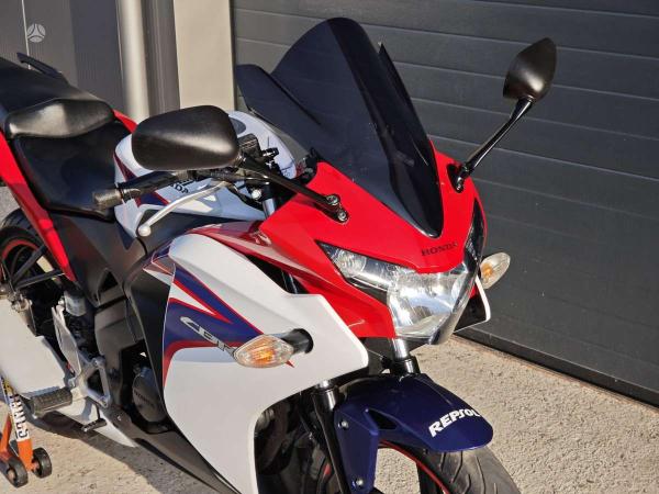 Honda Cbr 2015 Panevēža, ar dzinēja tilpumu 0.13 L un nobraukumu 21 tūkst. km par 1600 €, foto 1 vietnē AUTOMOTO.COM.LV