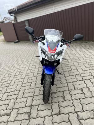Honda Cbr 2016 Prienai, ar dzinēja tilpumu 0.13 L un nobraukumu 21 tūkst. km par 2050 €, foto 3 vietnē AUTOMOTO.COM.LV