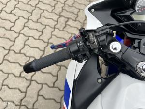 Honda Cbr 2016 Prienai, ar dzinēja tilpumu 0.13 L un nobraukumu 21 tūkst. km par 2050 €, foto 20 vietnē AUTOMOTO.COM.LV