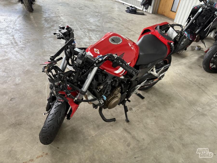 Honda Cbr 2016 in Kelme, with an engine capacity of 0.50 L and mileage of 0 thousand km for 965 €, photo 14 on AUTOMOTO.COM.LV