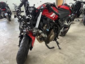 Honda Cbr 2016 in Kelme, with an engine capacity of 0.50 L and mileage of 0 thousand km for 965 €, photo 15 on AUTOMOTO.COM.LV