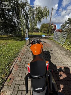 Honda Cbr 2016 Ukmergė, ar dzinēja tilpumu 0.13 L un nobraukumu 0 tūkst. km par 2400 €, foto 12 vietnē AUTOMOTO.COM.LV