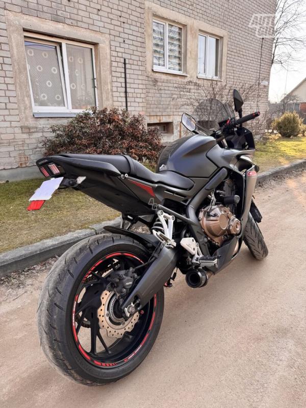 Honda Cbr 2018 Kazlų Rūda, ar dzinēja tilpumu 0.00 L un nobraukumu 0 tūkst. km par 4800 €, foto 3 vietnē AUTOMOTO.COM.LV