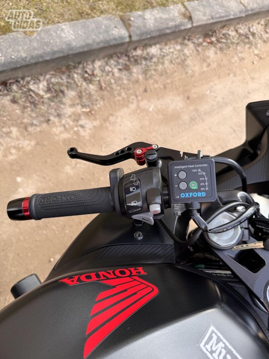 Хонда Cbr 2018 в Казлу-Руда, объемом двигателя 0.00 л и пробегом 0 тыс. км за 4800 €, фото 13 на AUTOMOTO.COM.LV