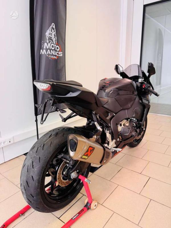 Honda Cbr 2019 in Kaunas, with an engine capacity of 1.00 L and mileage of 13 thousand km for 8550 €, photo 2 on AUTOMOTO.COM.LV