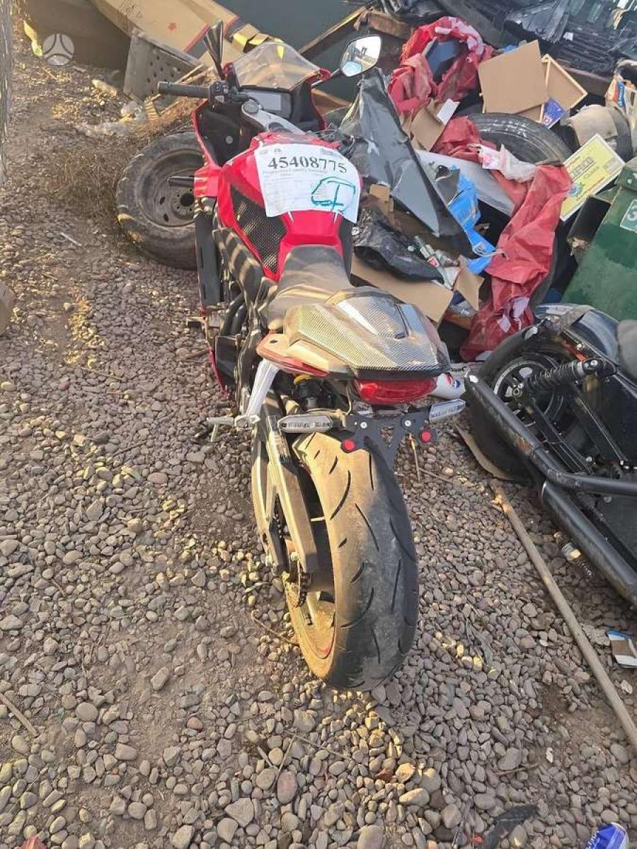 Honda Cbr 2020 in Klaipeda, with an engine capacity of 0.65 L and mileage of 8 thousand km for 4200 €, photo 10 on AUTOMOTO.COM.LV