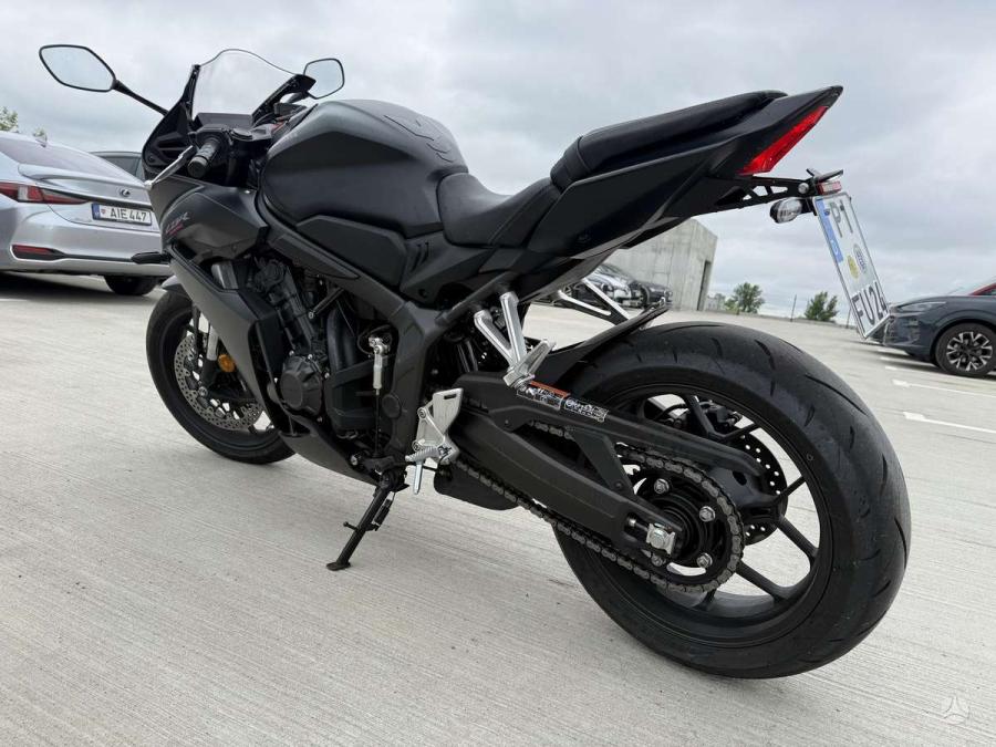 Honda Cbr 2024 in Vilnius, with an engine capacity of 0.65 L and mileage of 2 thousand km for 8300 €, photo 3 on AUTOMOTO.COM.LV