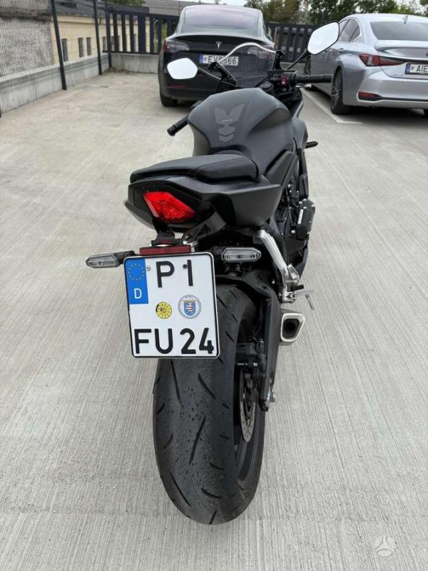 Honda Cbr 2024 in Vilnius, with an engine capacity of 0.65 L and mileage of 2 thousand km for 8300 €, photo 4 on AUTOMOTO.COM.LV