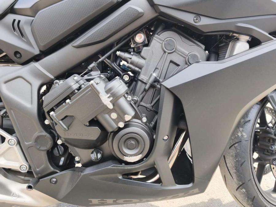 Honda Cbr 2024 in Vilnius, with an engine capacity of 0.65 L and mileage of 2 thousand km for 8300 €, photo 11 on AUTOMOTO.COM.LV