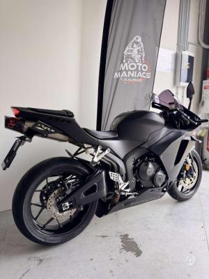 Honda Cbr 2025 Kauņa, ar dzinēja tilpumu 0.60 L un nobraukumu 8 tūkst. km par 6890 €, foto 4 vietnē AUTOMOTO.COM.LV